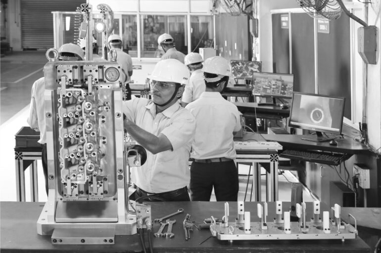 Assembly Workstation – ASM Industries